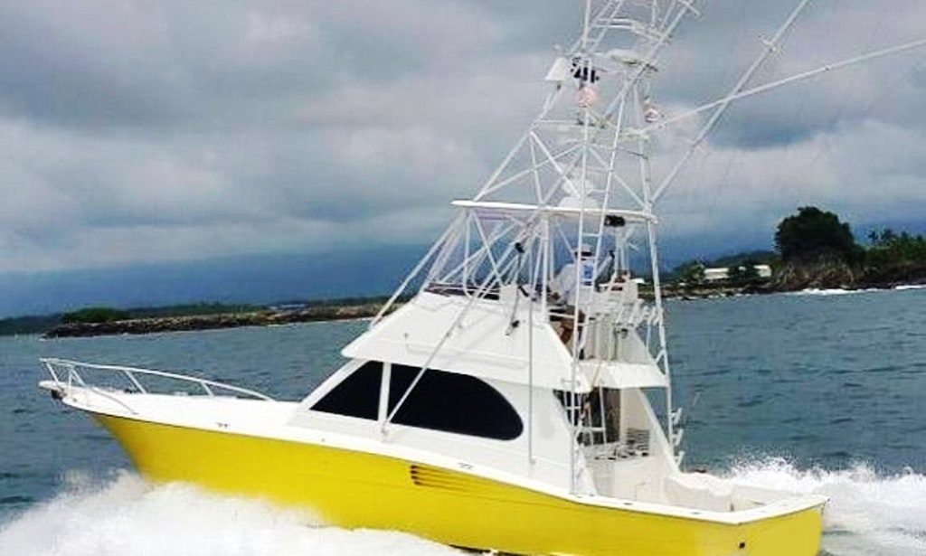Quepos Luxury Fishing Boats